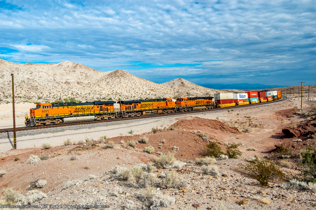 Doublestacks curving westward